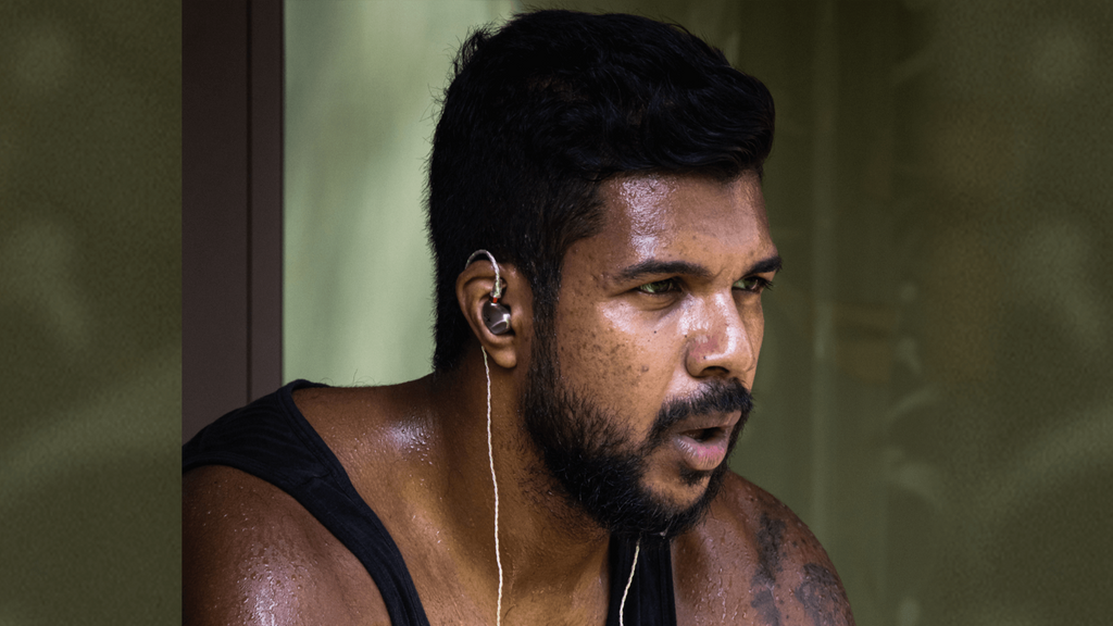 Aaron keeps himself entertained during quarantine