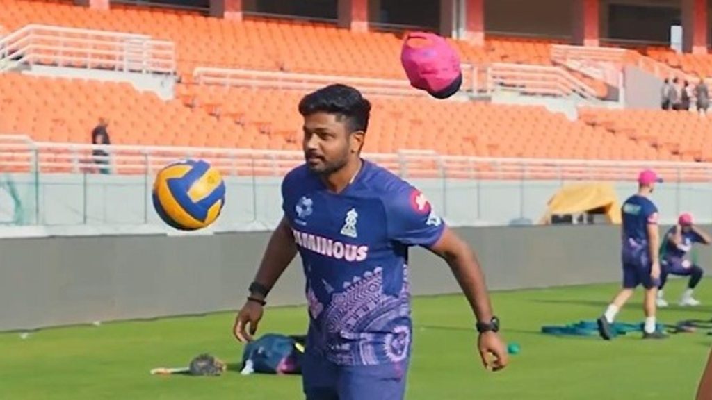 Team Royals Have a Ball with Keepy Ups! ⚽🔥